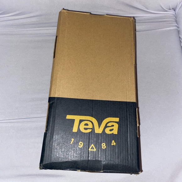 Teva | Shoes | Teva Flatform Universal Sandal In Balance Black W White ...